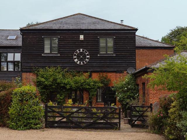 5 bedroom house for sale
