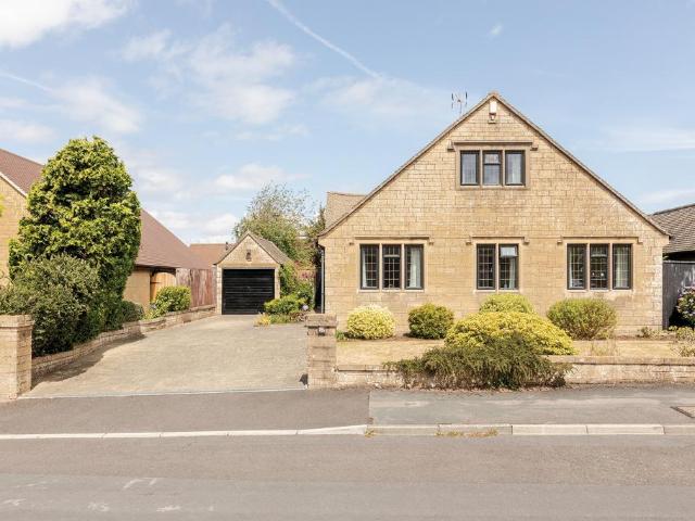 5 bedroom house for sale