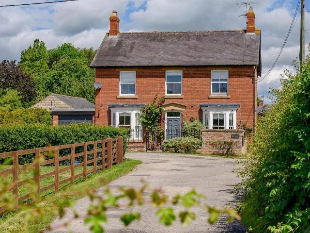 5 bedroom house for sale