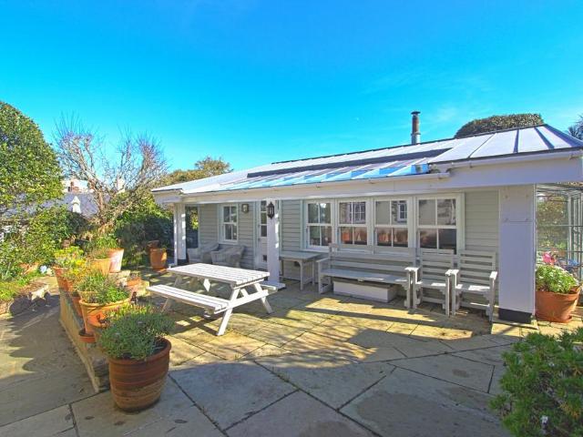 5 bedroom house for sale
