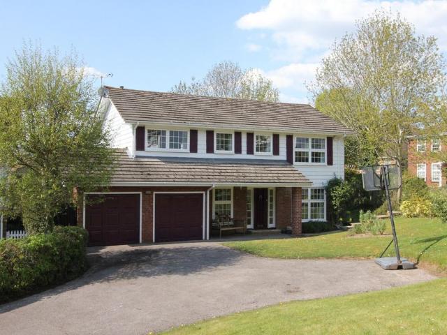 5 bedroom house for sale