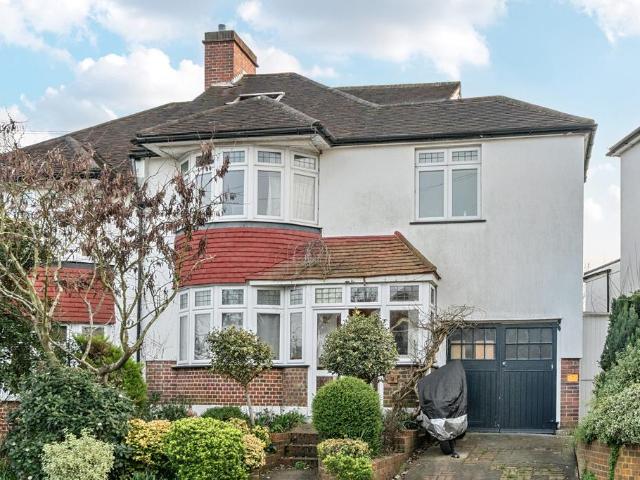 5 bedroom house for sale