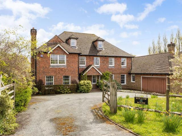 5 bedroom house for sale