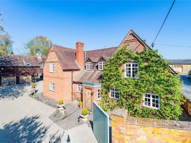 5 bedroom house for sale
