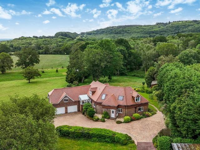 5 bedroom house for sale