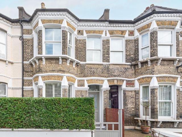 5 bedroom house for sale