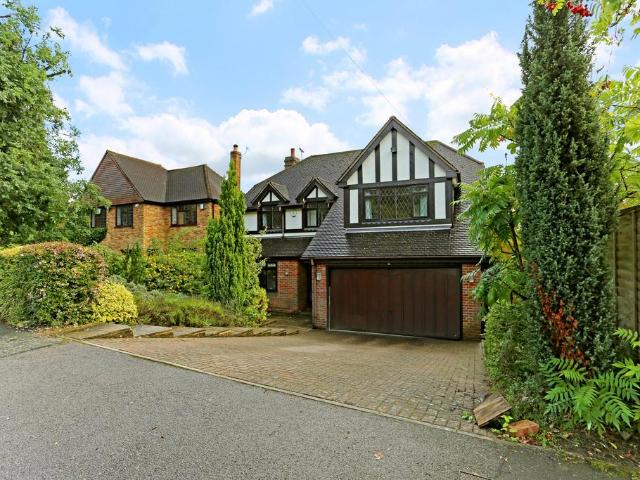 5 bedroom house for sale