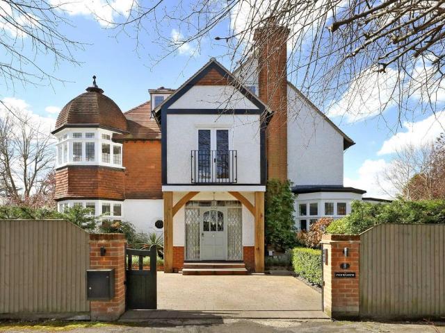 5 bedroom house for sale