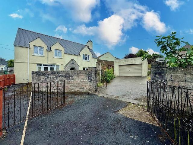 5 bedroom house for sale