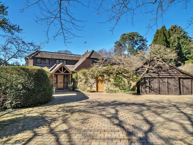 5 bedroom house for sale