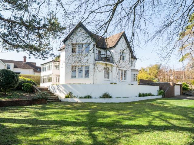 5 bedroom house for sale