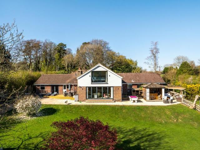 5 bedroom house for sale