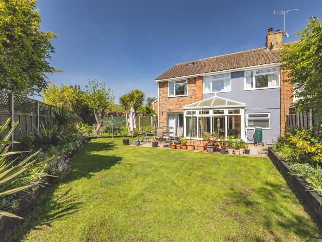 5 bedroom house for sale