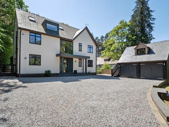 5 bedroom house for sale