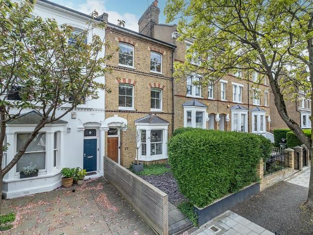 5 bedroom house for sale