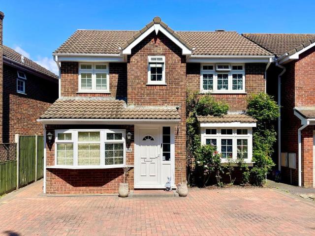 5 bedroom house for sale