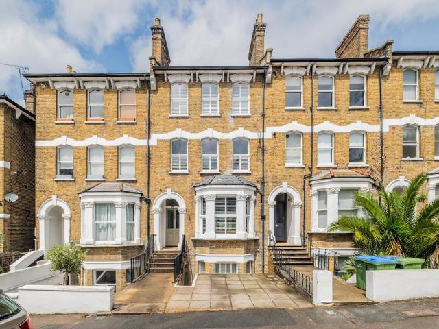 5 bedroom house for sale