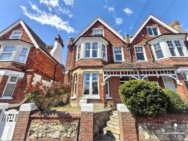 5 bedroom house for sale