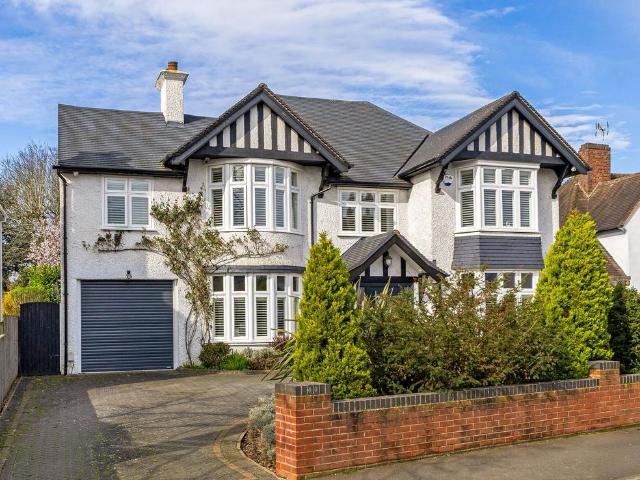 5 bedroom house for sale