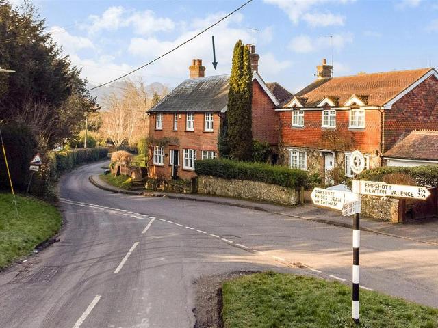 5 bedroom house for sale