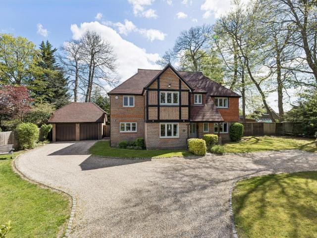 5 bedroom house for sale