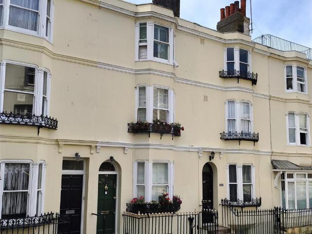 5 bedroom house for sale