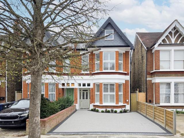 5 bedroom house for sale