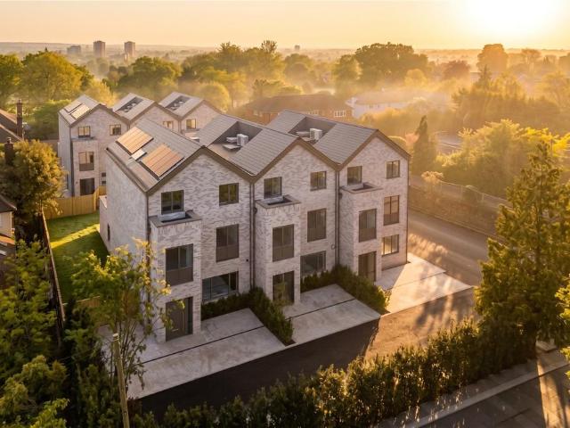5 bedroom house for sale