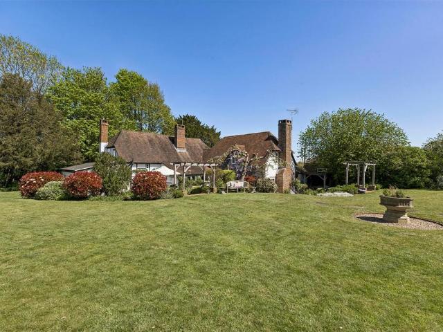 5 bedroom house for sale