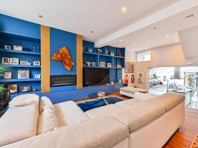 5 bedroom house for sale