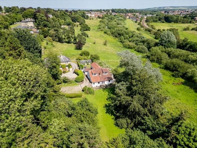 5 bedroom house for sale