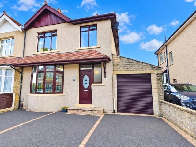 5 bedroom house for sale