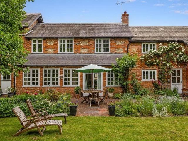 5 bedroom house for sale