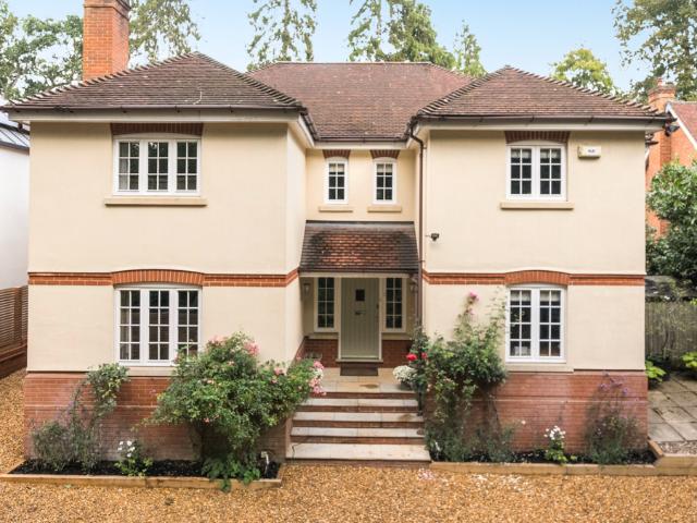 5 bedroom house for sale