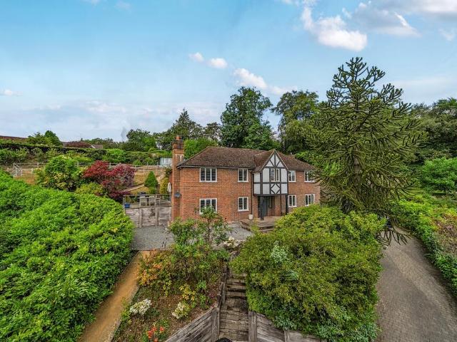 5 bedroom house for sale