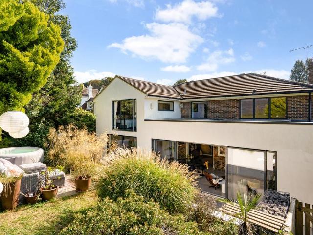 5 bedroom house for sale