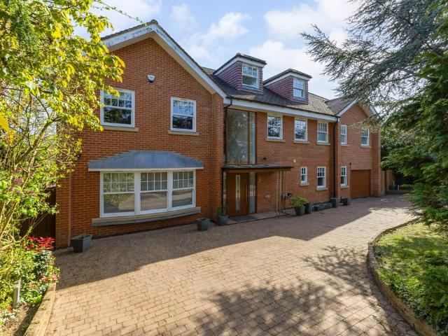 5 bedroom house for sale