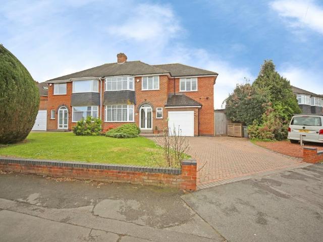 5 bedroom house for sale