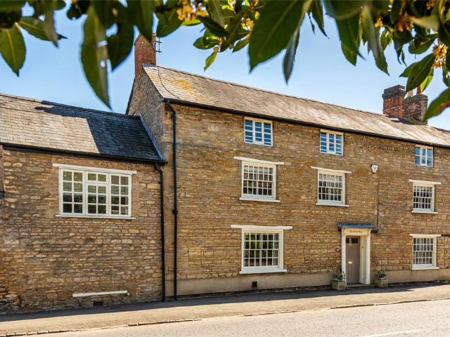 5 bedroom house for sale
