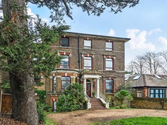 5 bedroom house for sale