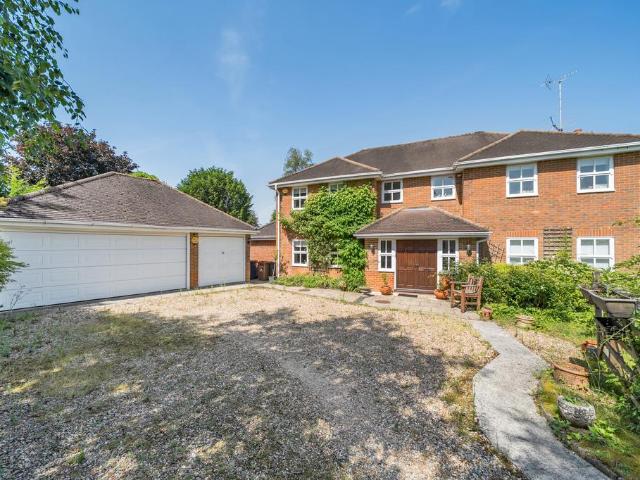 5 bedroom house for sale