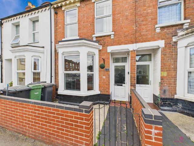 5 bedroom house for sale