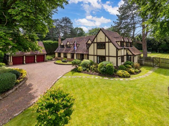 5 bedroom house for sale