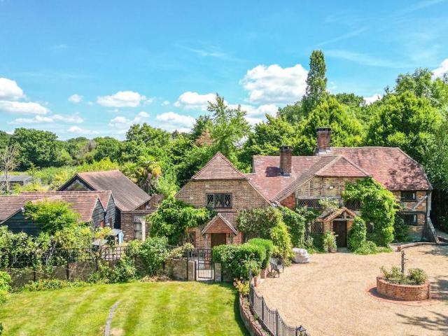 5 bedroom house for sale