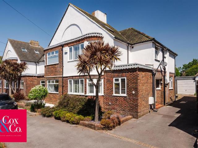 5 bedroom house for sale