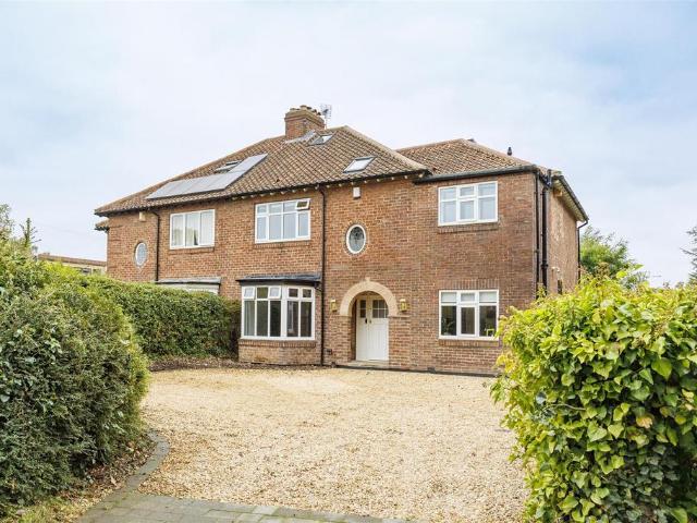 5 bedroom house for sale