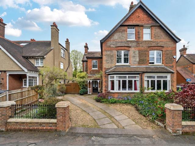 5 bedroom house for sale