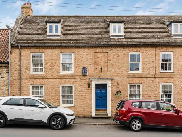 5 bedroom house for sale