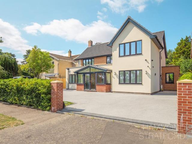 5 bedroom house for sale