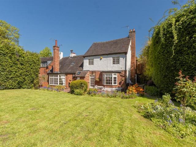 5 bedroom house for sale